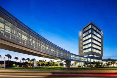 Hammes Healthcare celebrates opening of Moffitt McKinley Hospital