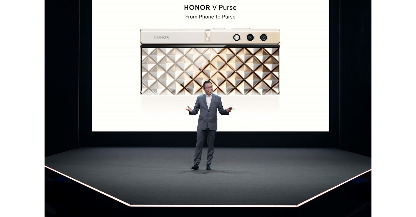 HONOR Unveils HONOR V Purse at IFA 2023