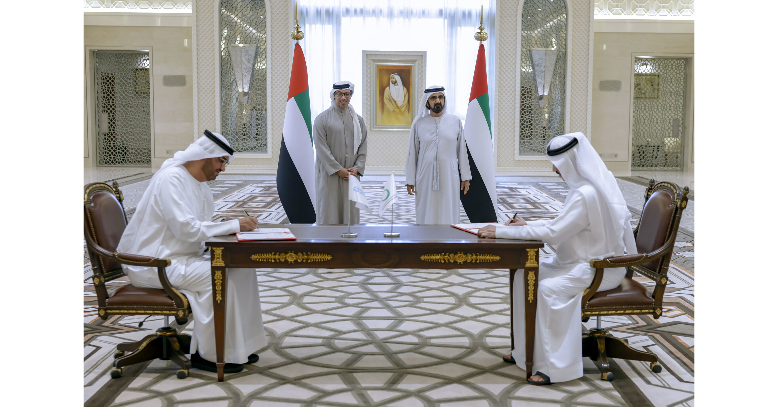 Mohammed bin Rashid witnesses signing of agreement between Masdar and ...