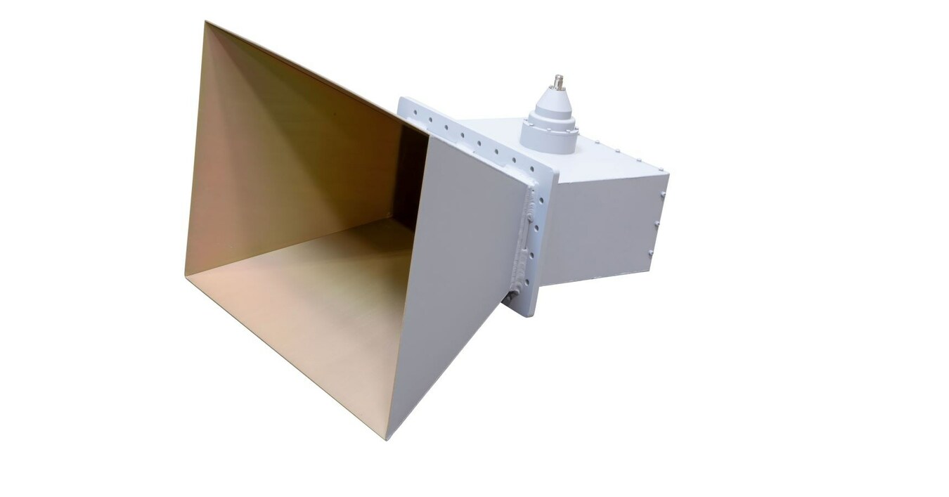 Pasternack Launches Low-Frequency Waveguide Standard Gain Horns