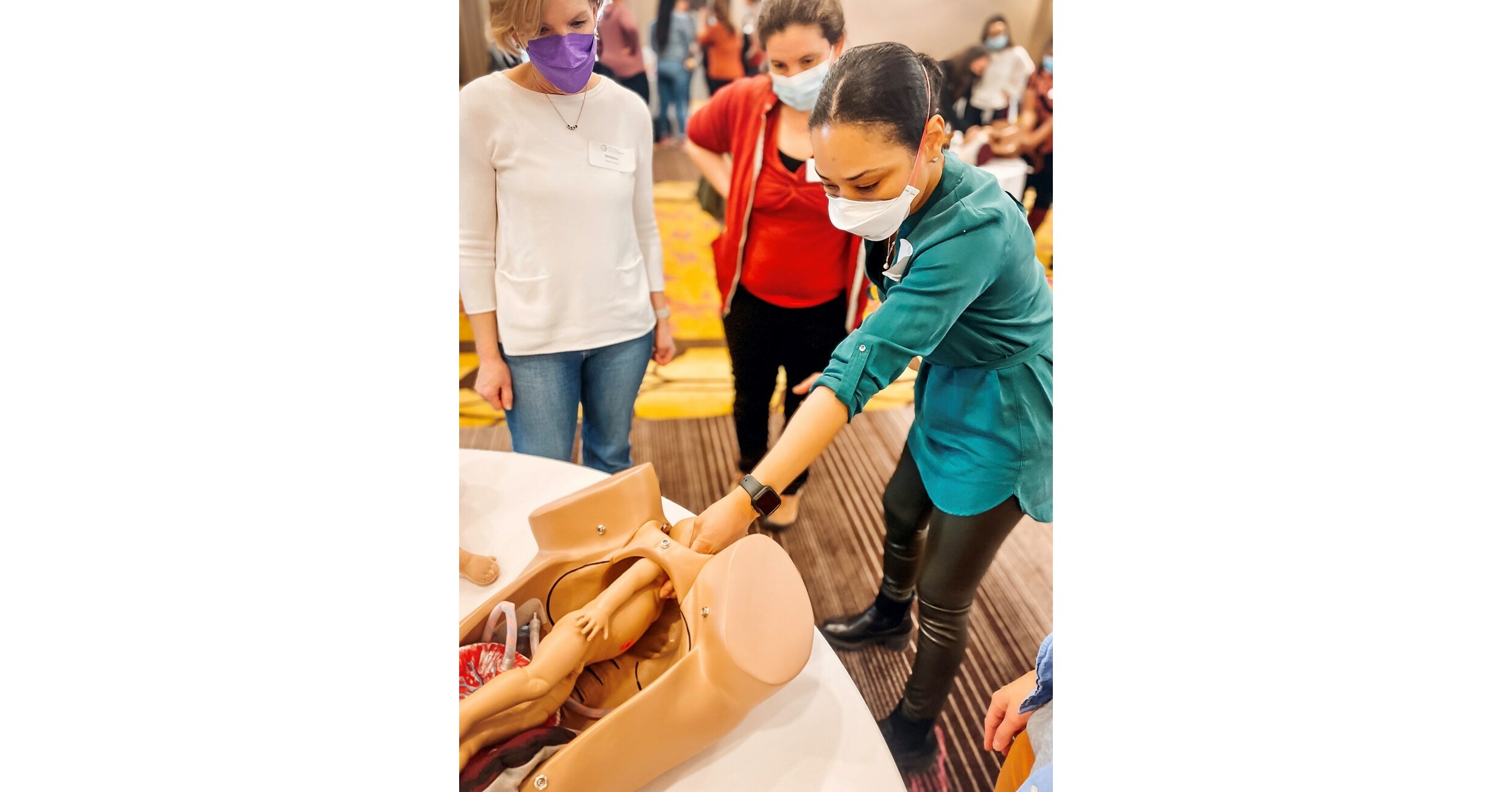 Ontario midwives deliver essential paramedic training in childbirth ...