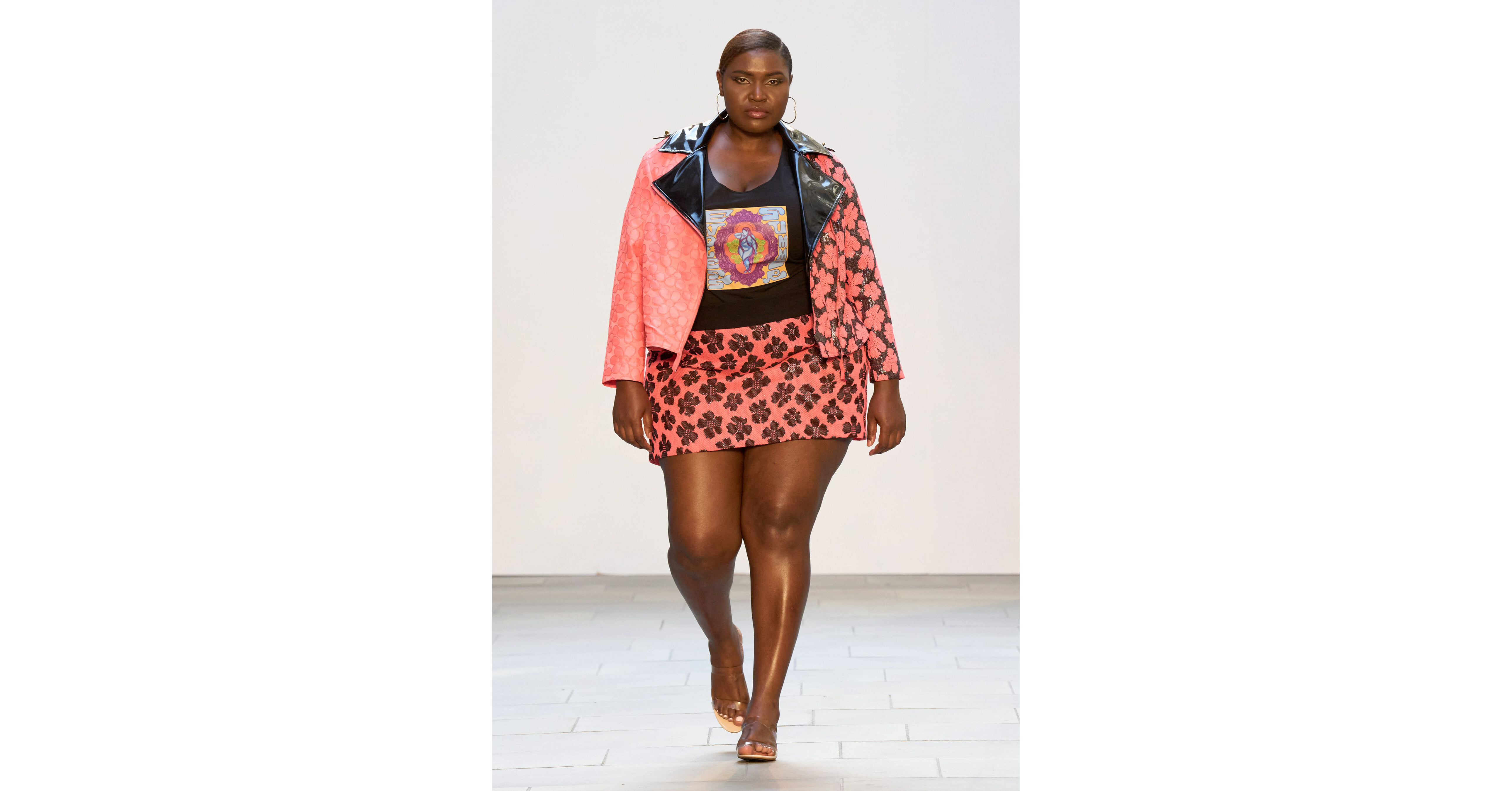 NYC designer Renee Cafaro presents plus size couture runway show at ...