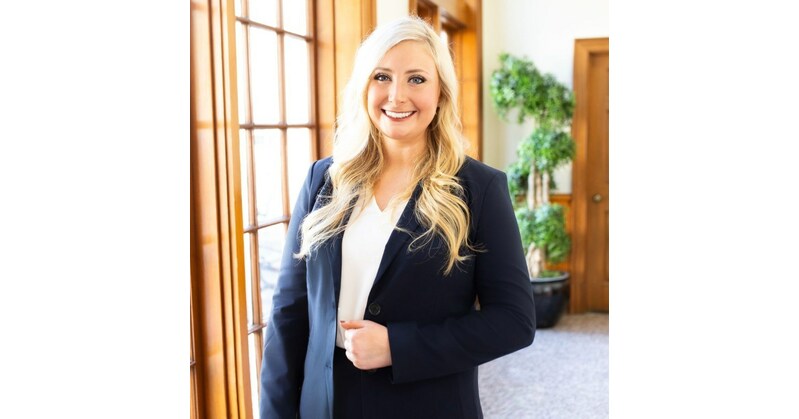 The Inner Circle Acknowledges, Elizabeth Weyerman as a Top Pinnacle ...