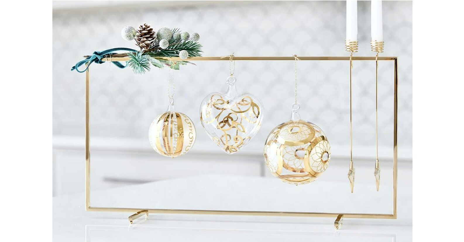 Dallas Interior Design Firm Adds 24-Karat Gold Ornaments to Its ...