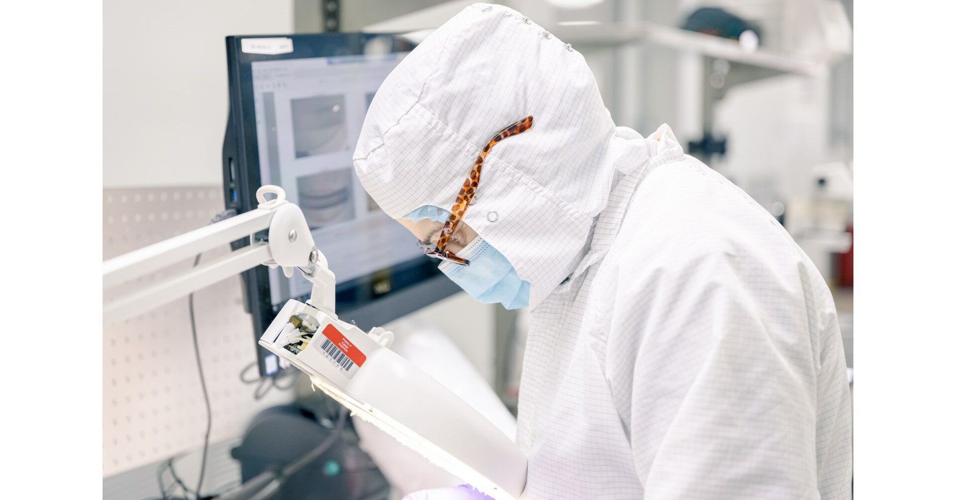 FLEXAN LLC AND ILC DOVER EARN CLASS 7 CERTIFICATION FOR CLEANROOM IN ...