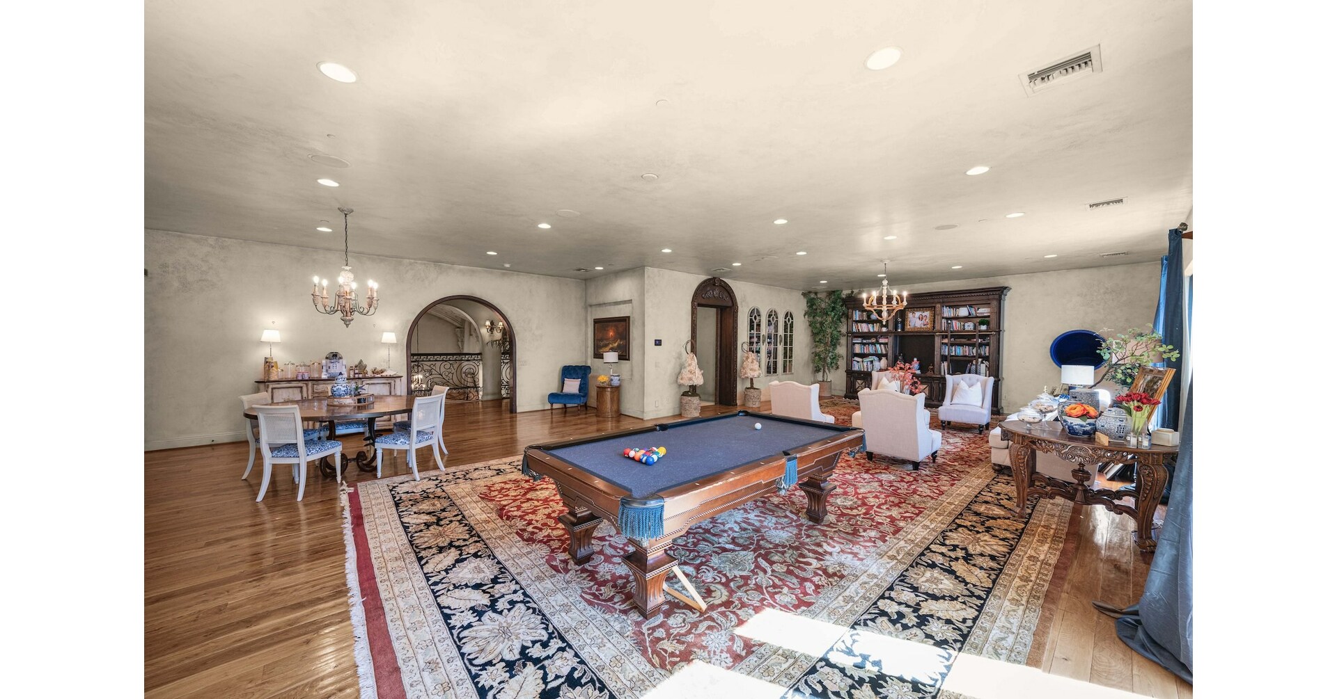 PLACE Partner Shanna Day Presents "Villa Fontana" Mediterranean Estate