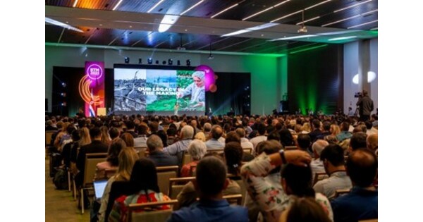 Con más de 900 empresas, Costa Rica inauguró el mayor evento de ...