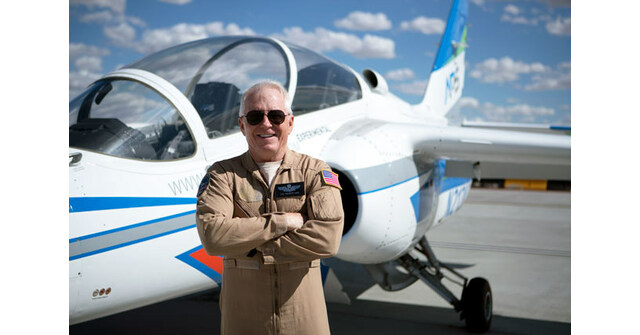 APS Instructor Pilot Receives 2023 NBAA Professionalism in Aviation Award