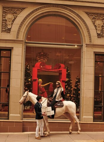 Neiman Marcus' Magic Makers Ignite the Holiday Season