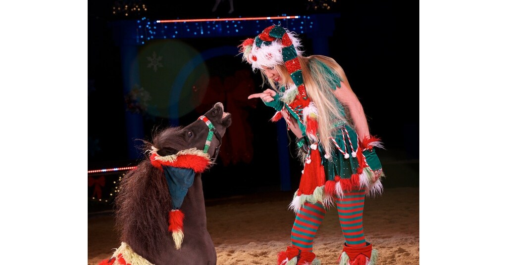 The Dancing Horses Theatre Unveils New Holiday Show in Lake Geneva ...