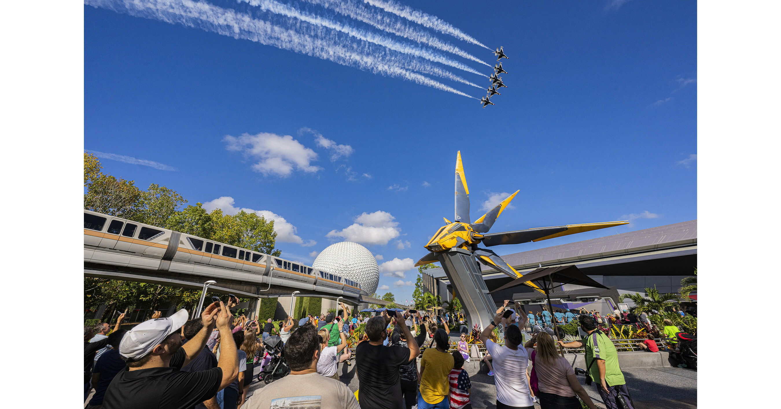 U.S. Air Force Thunderbirds Fly Over Walt Disney World Resort ...Middle ...