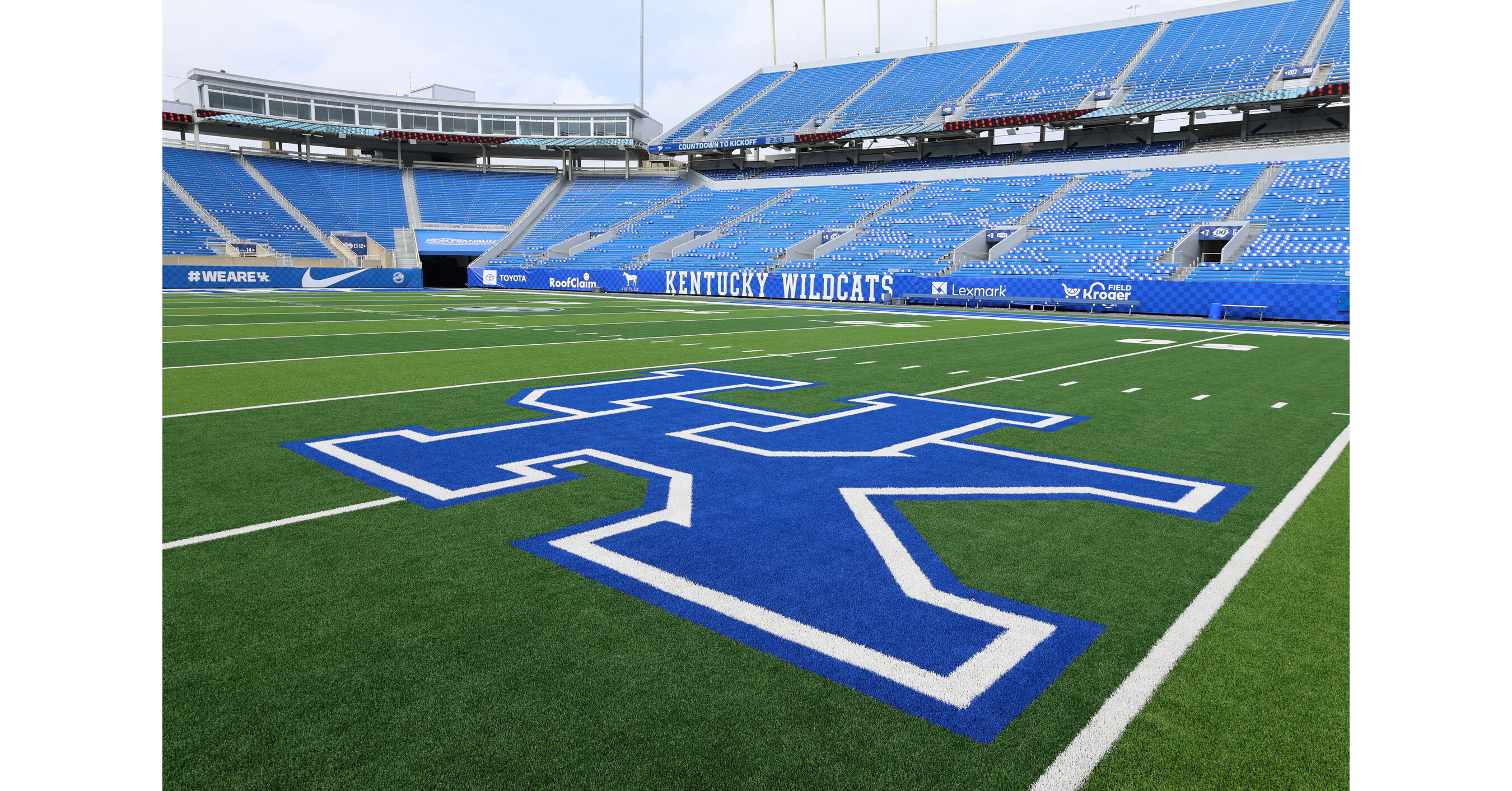 HELLAS HONORS LEGENDARY COACH BY INSTALLING NEW INDOOR FIELD AT ...