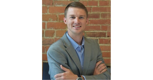 WHITE GLOVE APPOINTS CORPORATE FINANCE LEADER MARK CANOY AS CFO