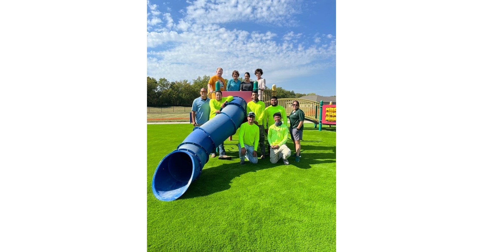 RAINBOWS UNITED FOSTER PLAY FOR ALL CHILDREN WITH NEW TURF PLAYGROUNDS ...