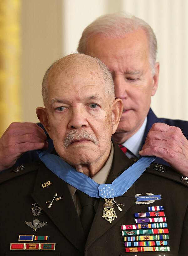 MEDAL OF HONOR HERO, COLONEL PARIS D. DAVIS, NAMED GRAND MARSHAL OF ...