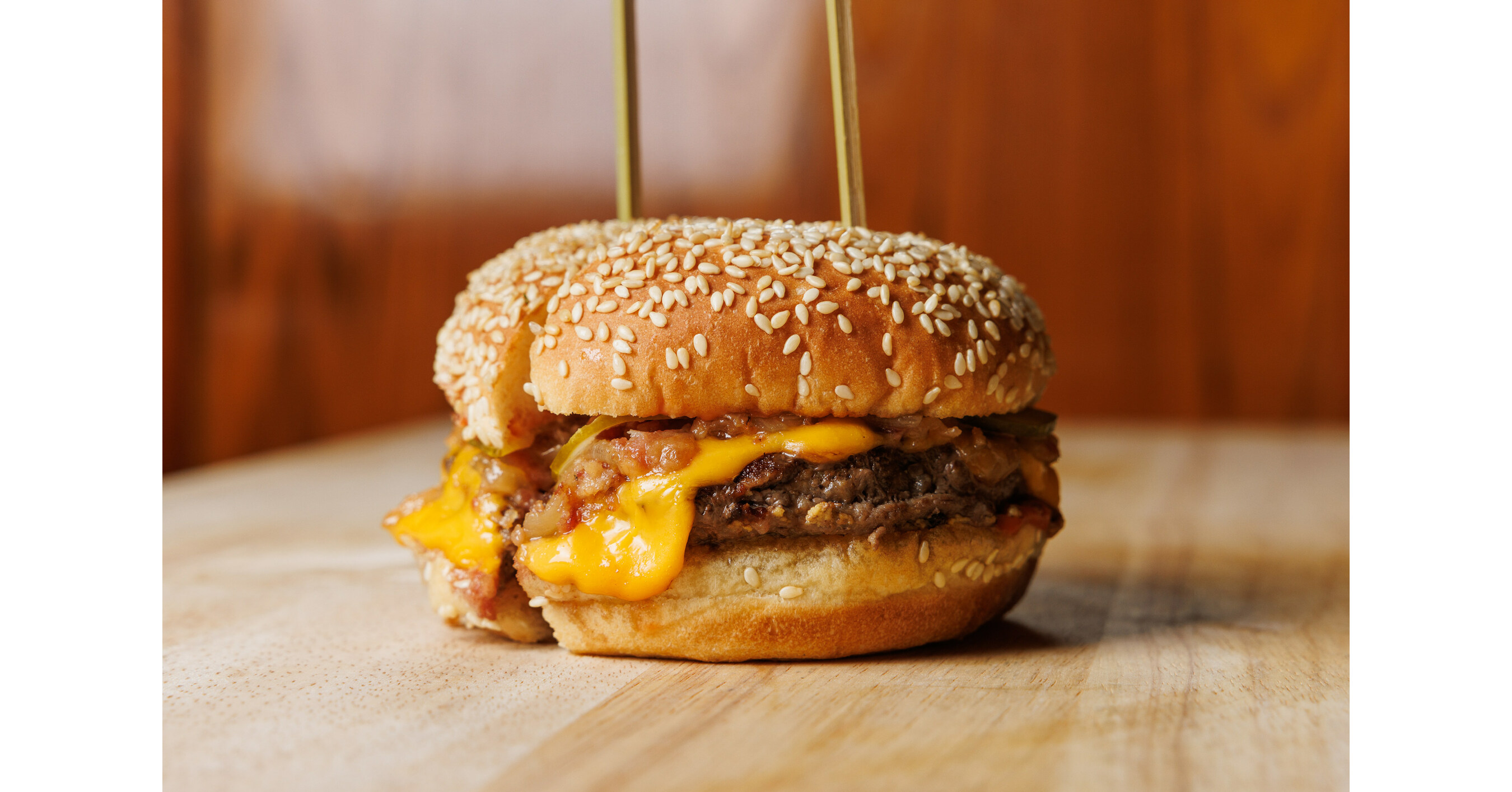 BASH BURGER, SERVING SIX-TIME AWARD-WINNING BURGER, OPENS AT URBANSPACE ...