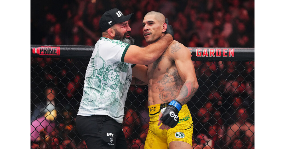 Monster Energy's Alex Pereira Defeats Jiri Prochazka to Claim UFC Light ...