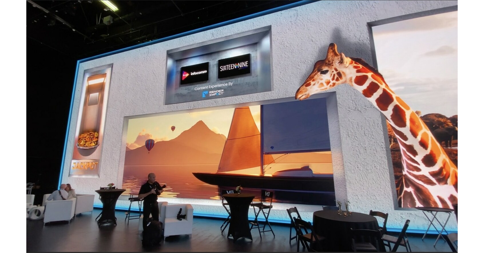 Gallery of 3D Illusions on 155-Foot Wide LED Screen WOW Attendees at AV ...