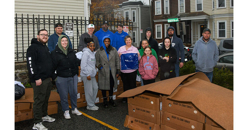 Hilco Redevelopment Partners Shares Thanksgiving Turkeys with ...