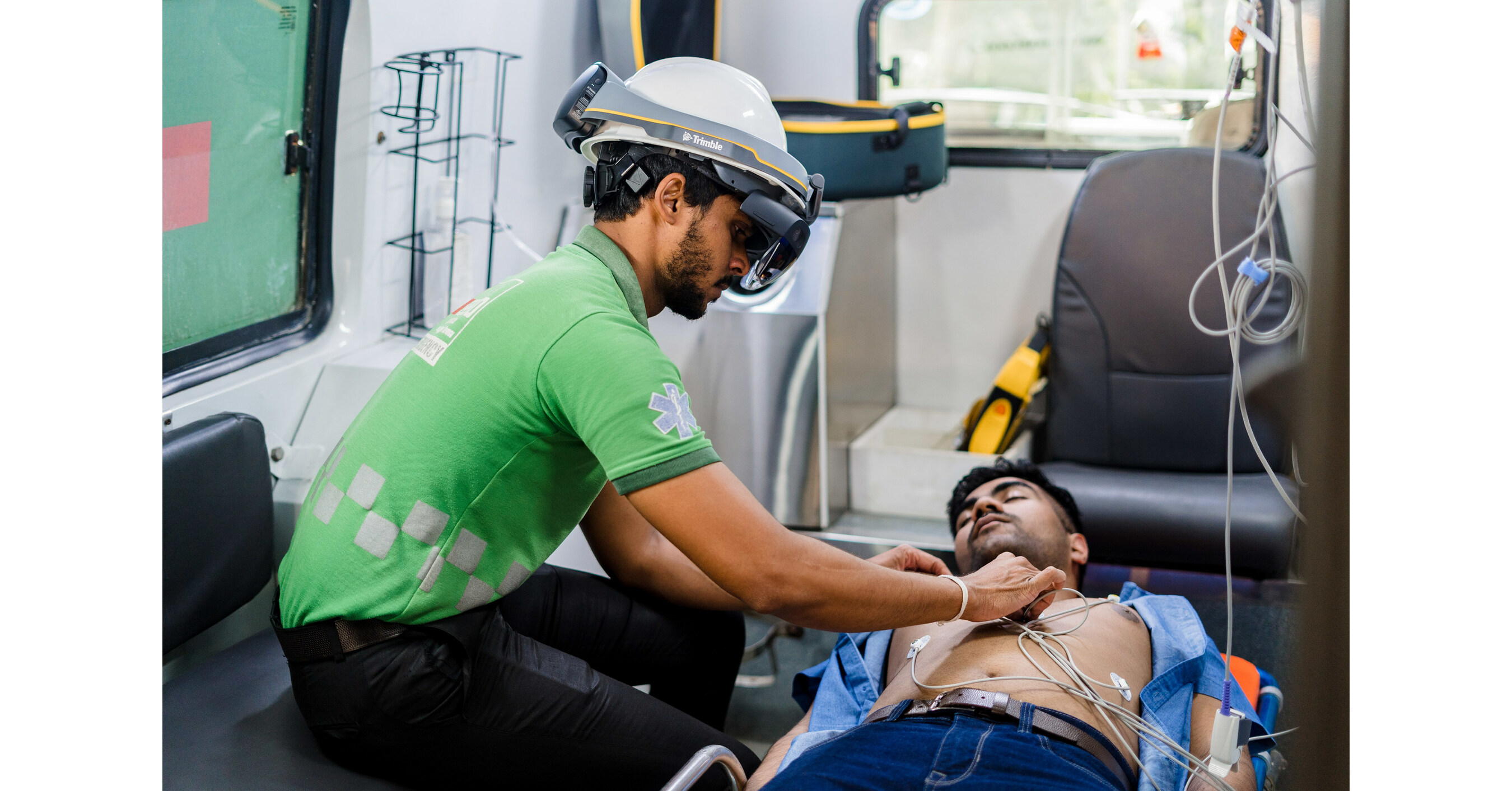 Mediwave Unveils World's First Mixed Reality & AI-Powered Connected ...