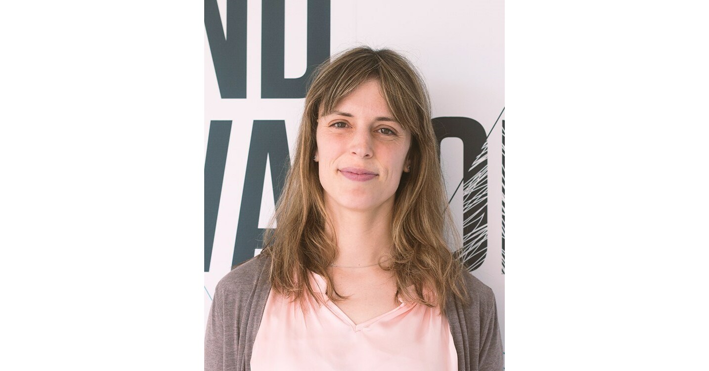 A Portuguese Author Wins High Praise from Reviewers for Her Middle ...