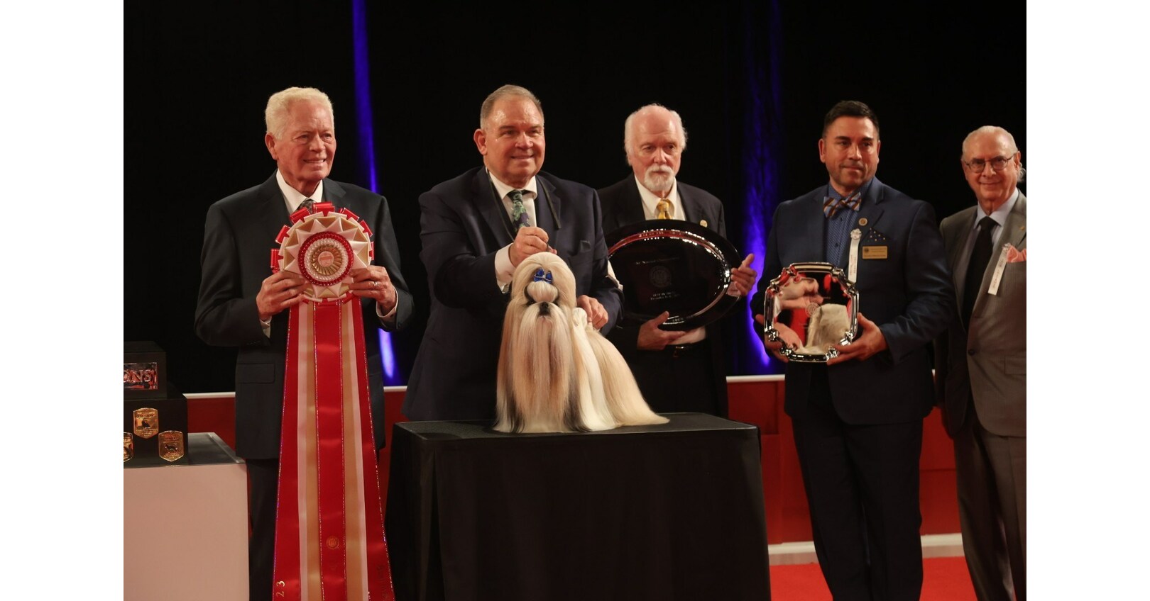 SHIH TZU "COMET" WINS BEST IN SHOW AT 23rd AKC® NATIONAL CHAMPIONSHIP ...