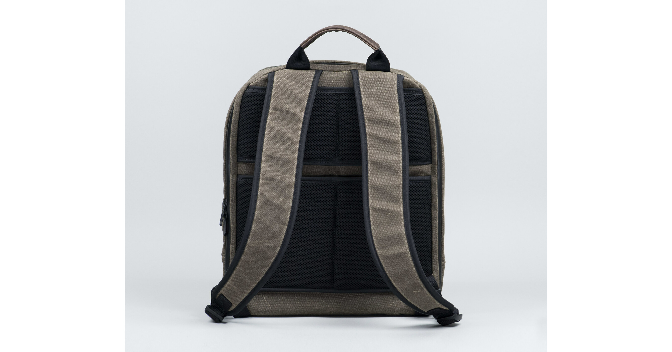 New Tech Folio Backpack Redefines Tech Organization and Portability for ...