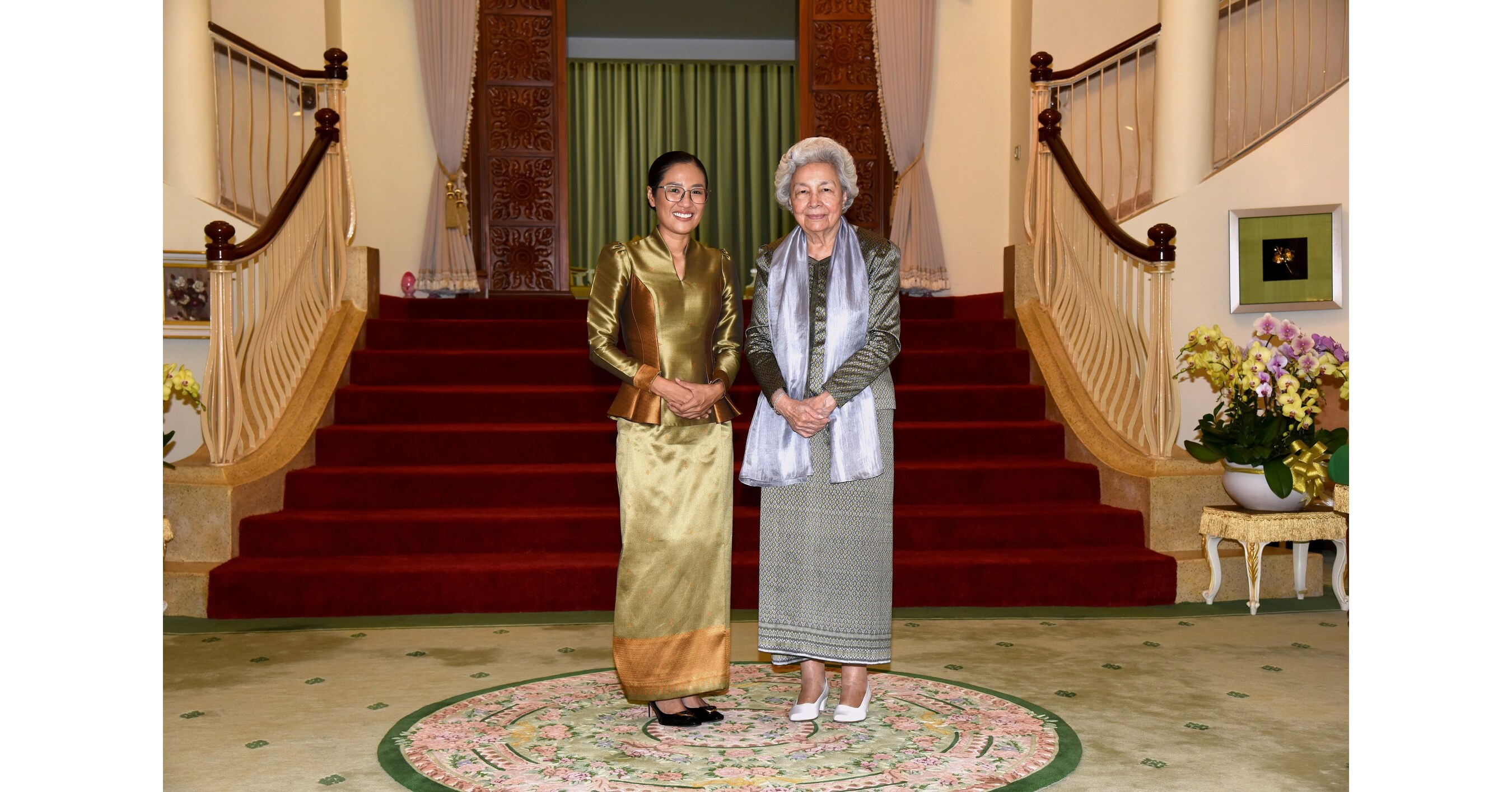 Queen Mother Hosts Chef Nak in Celebration of Cambodian Culinary Excellence