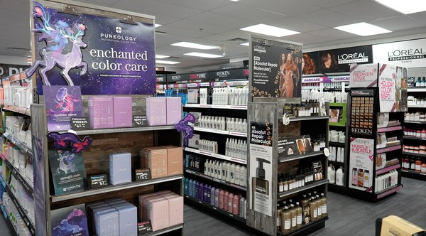 SALONCENTRIC CANADA, A SUBSIDIARY OF L'ORÉAL CANADA, SIGNS AN AGREEMENT ...