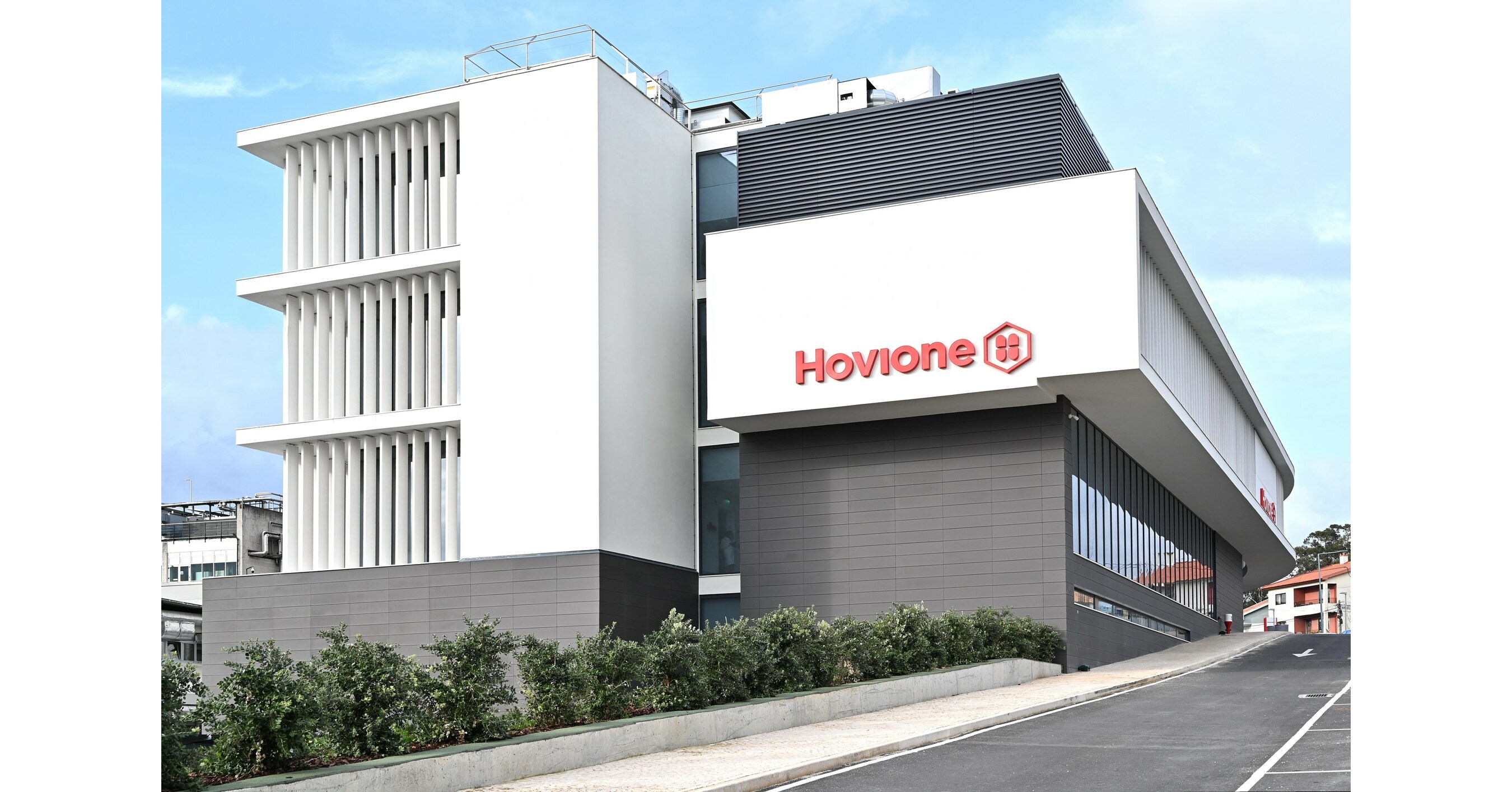 Hovione certified as a Top Employer in all of its manufacturing sites