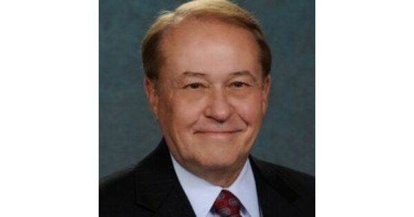 The Inner Circle Acknowledges, Richard M. Blecha as a Pinnacle Lifetime Member