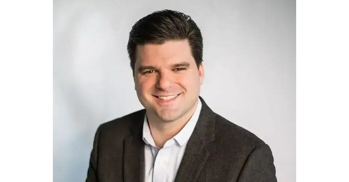 Later Announces Leadership Transition, Names New CEO