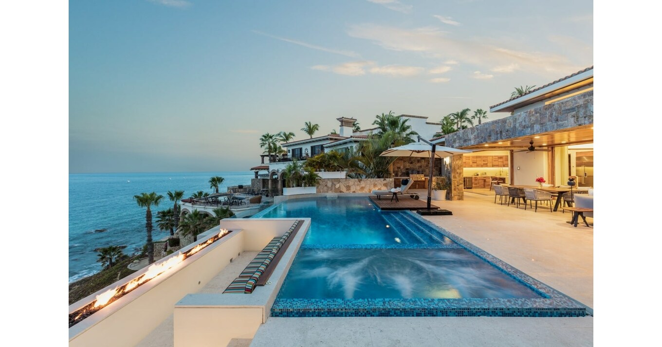 Villa Love & Peace Wins Outstanding Architectural Design Opal Award