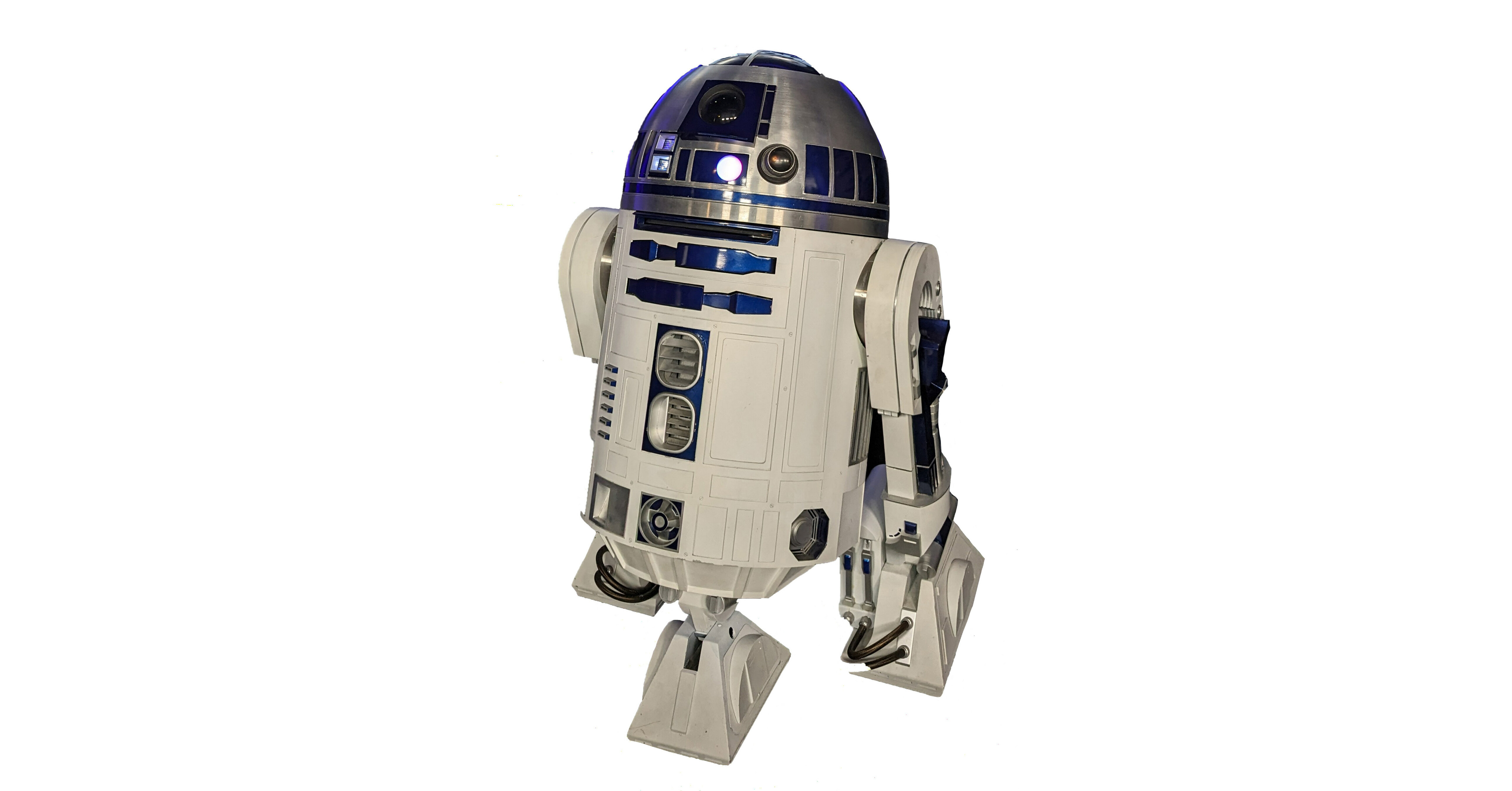 Original R2-D2 Droid Brings in Over Half a Million Dollars, Leading ...