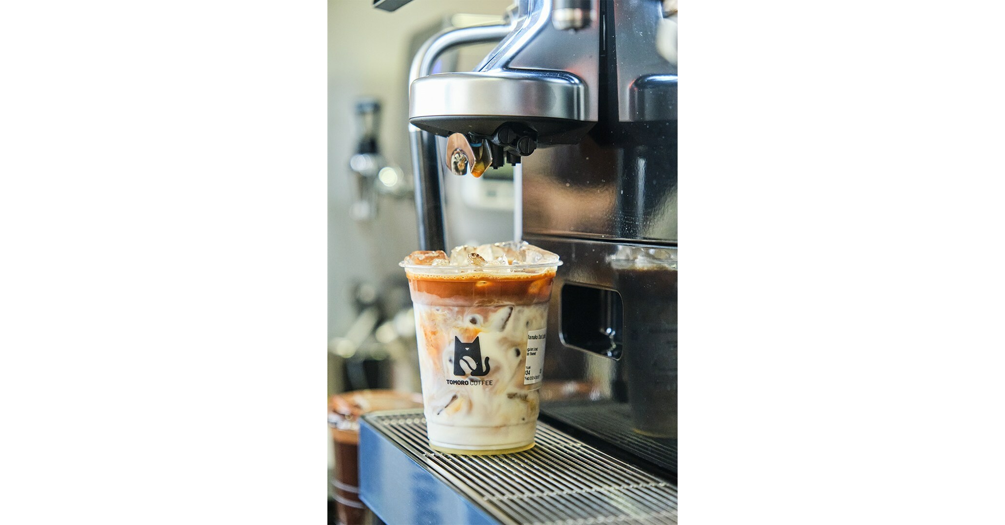 TOMORO COFFEE Resmikan Gerai Pertama di Singapura