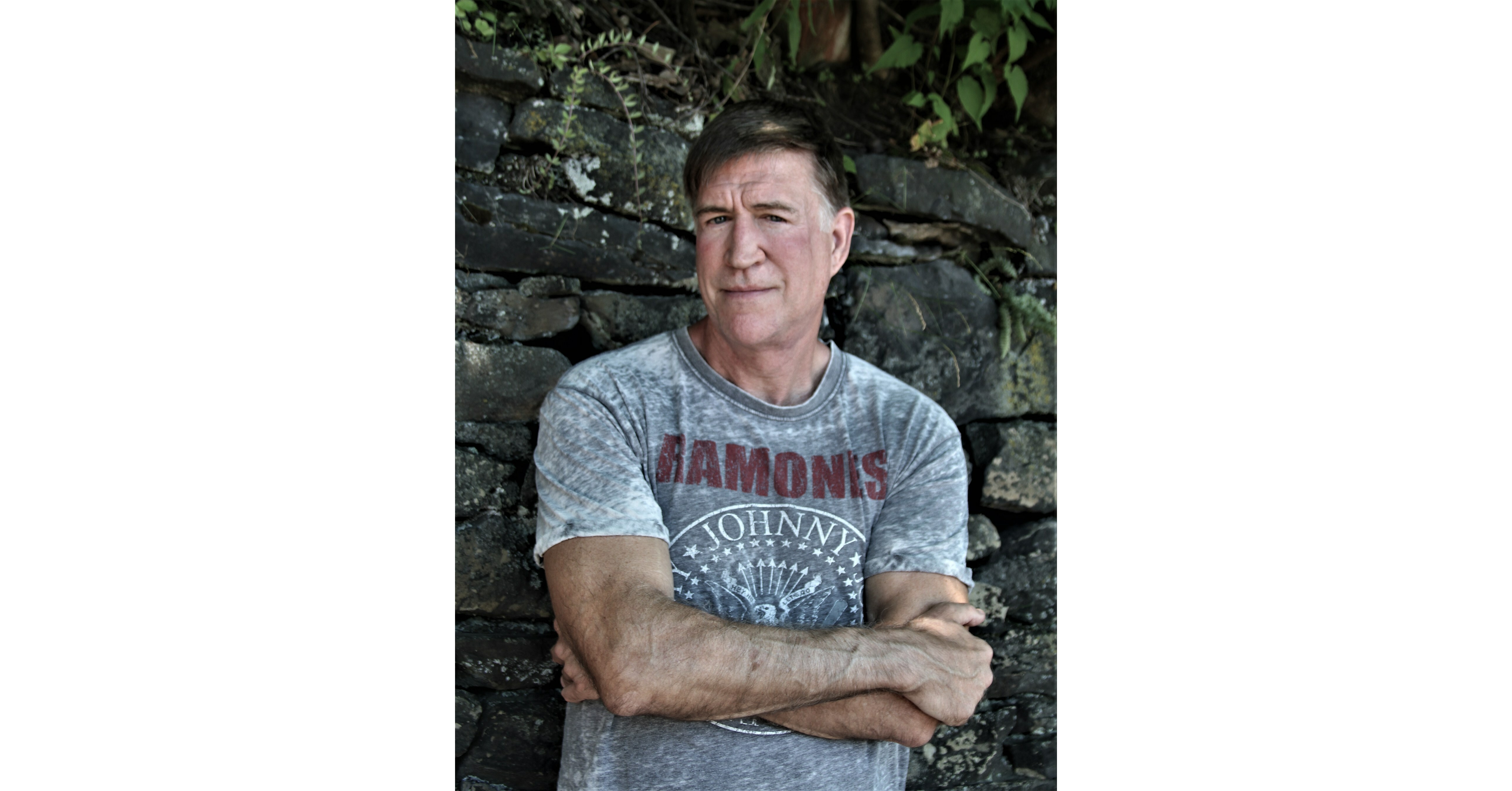 Stephen Graf Unveils His Debut Novel, The Third Traveler, A ...