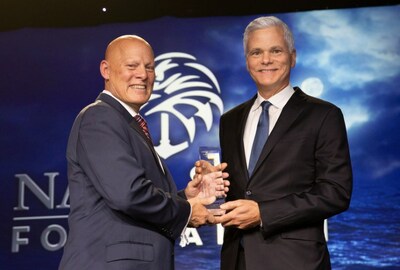 Navy SEAL Foundation Raises Nearly $6,000,000, Salutes Award Honorees ...