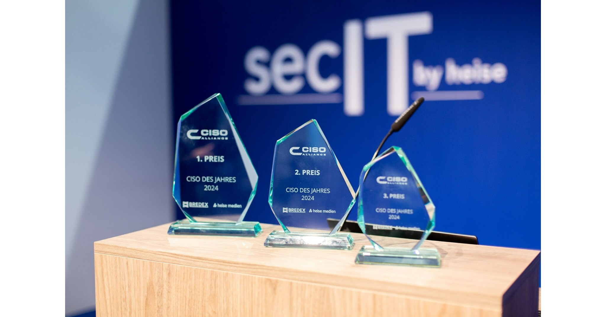 Alina Obermann-Smith Honored as CISO of the Year 2024 for Revolutionary ...