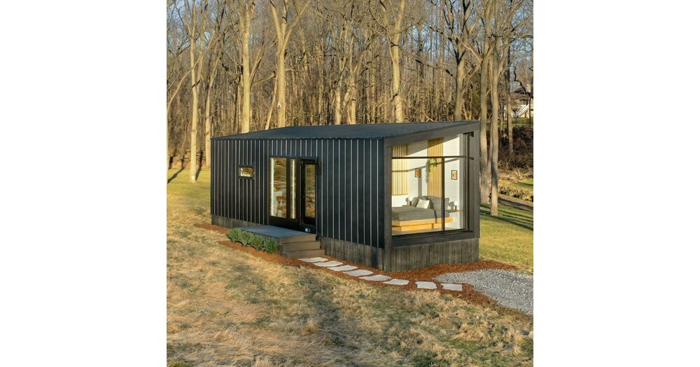 Leading Park Model Builder Launches New High End Luxury Home