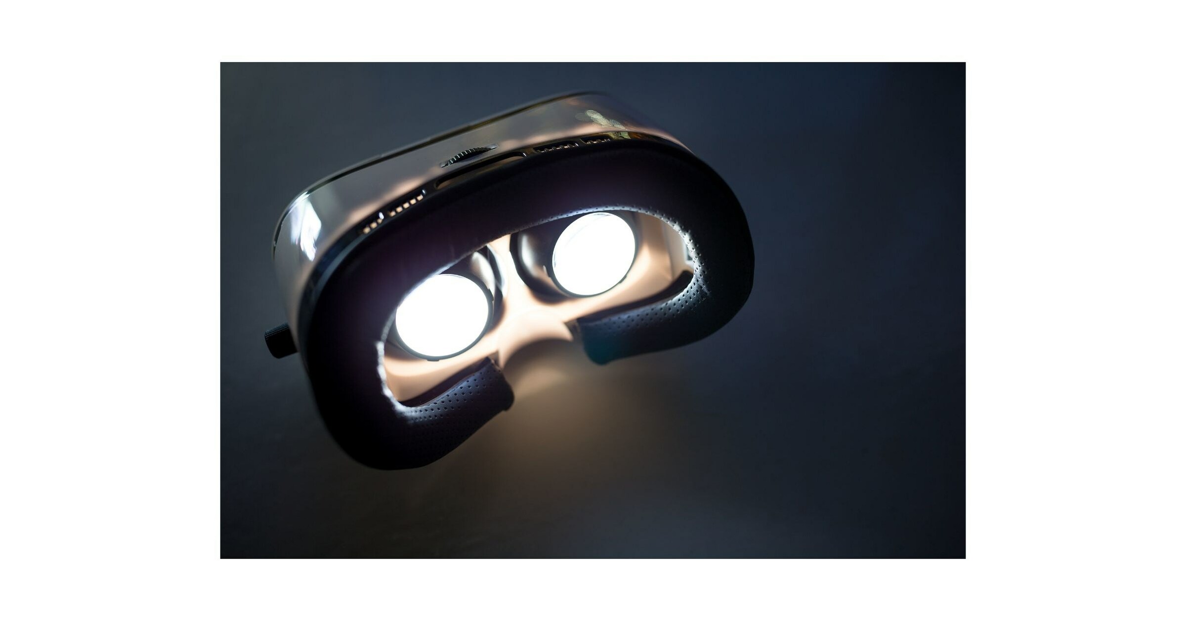 OLEDWorks Awarded DoD Contract for High-Brightness OLED Display Development