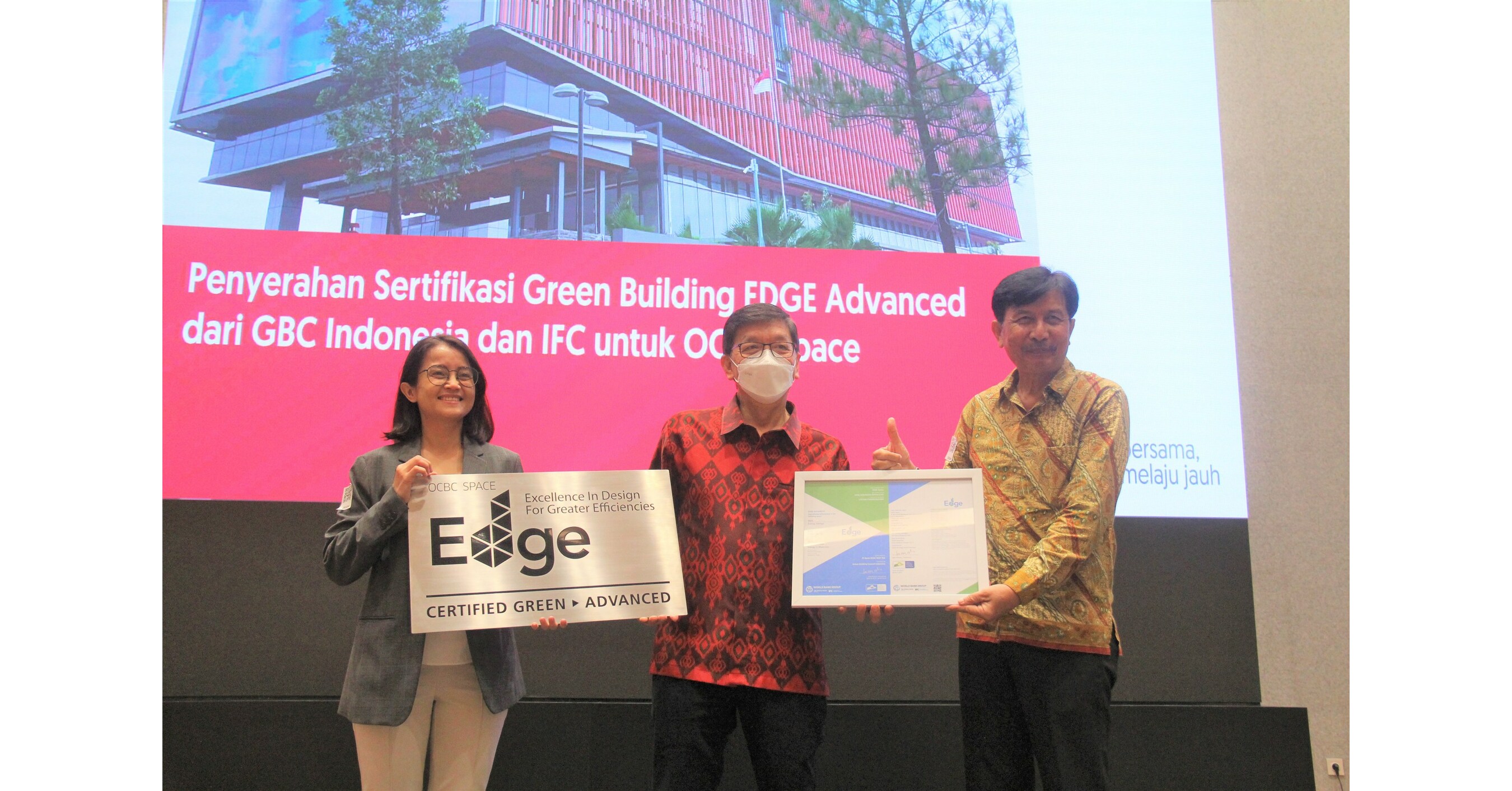 Setara dengan Menanam 24.000 Pohon, OCBC Space Raih Sertifikasi Green ...