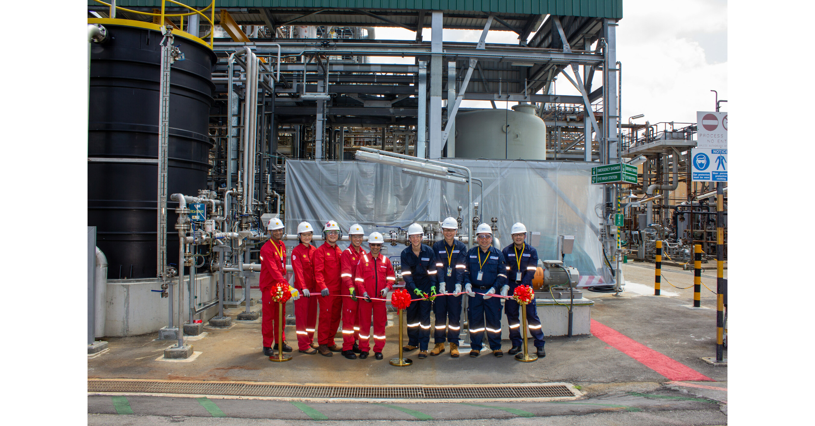 ECOLAB OPENS WASTEWATER TREATMENT PLANT ON SHELL JURONG ISLAND TO ...