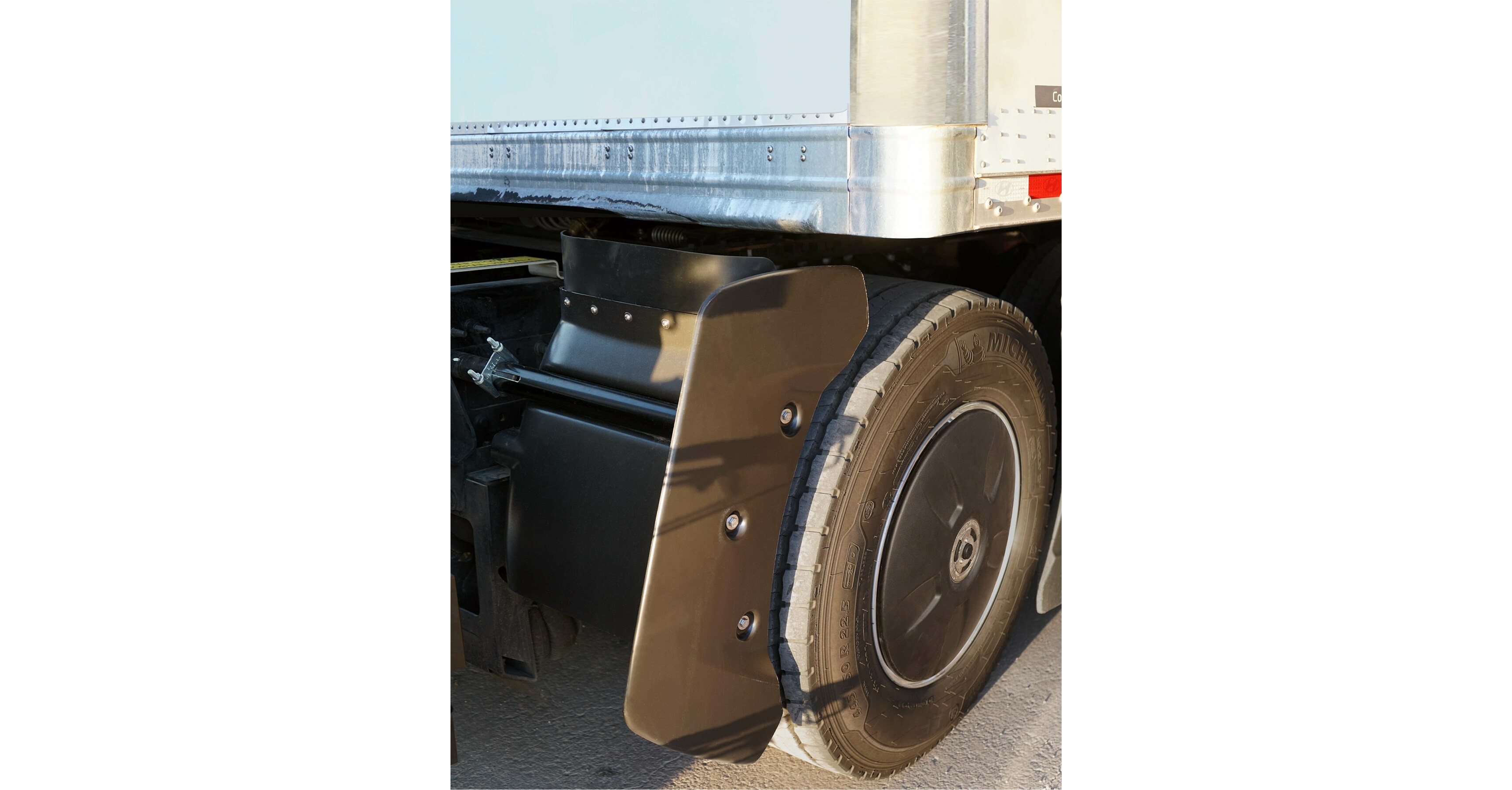 FlowBelow's New AeroFender Proven to Save Fleets 1.44 Percent in Fuel ...