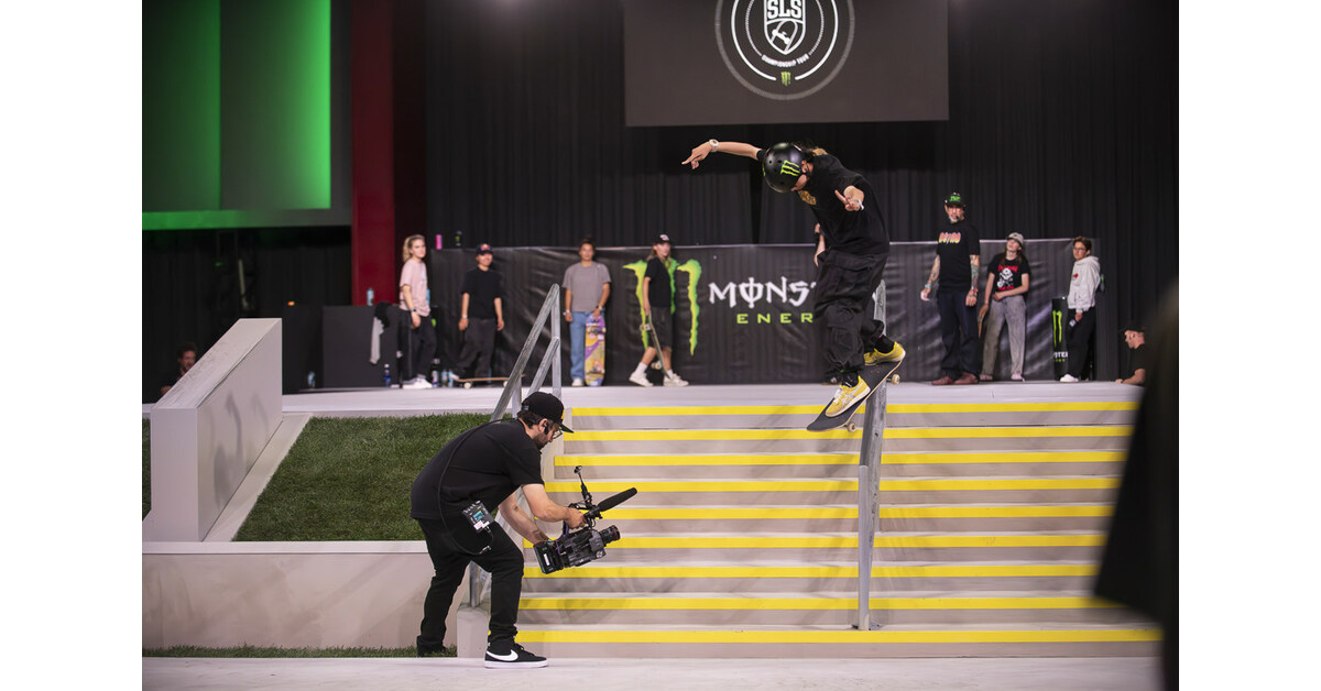 Monster Energy's Liz Akama Takes First Place in Women's Skateboard ...