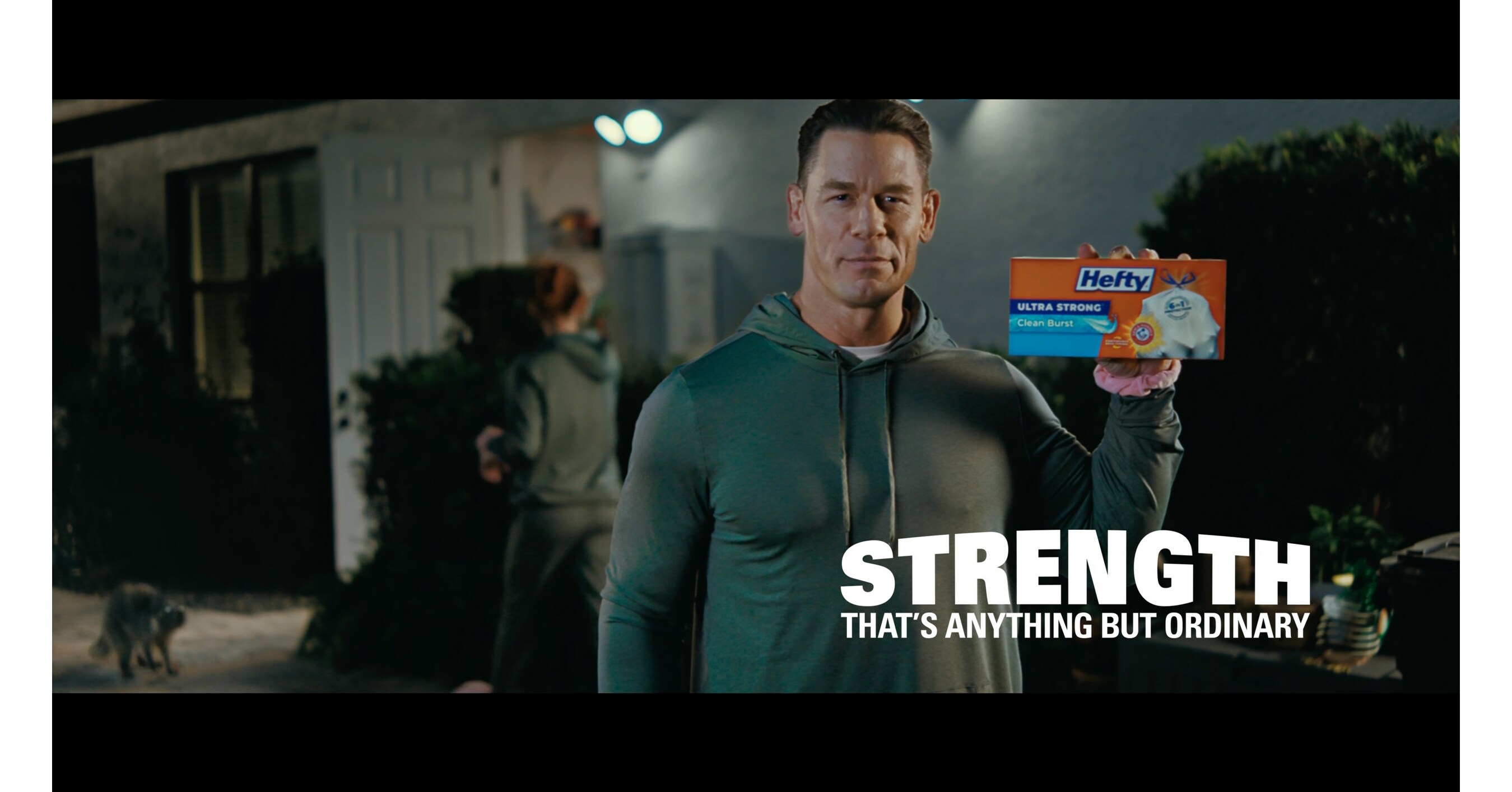 The Hefty ® Brand Highlights 'Strength That's Anything but Ordinary' in ...