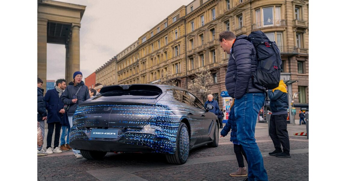 Mercedes-Benz and BYD Join Forces, Develop a New DENZA Central for BYD ...