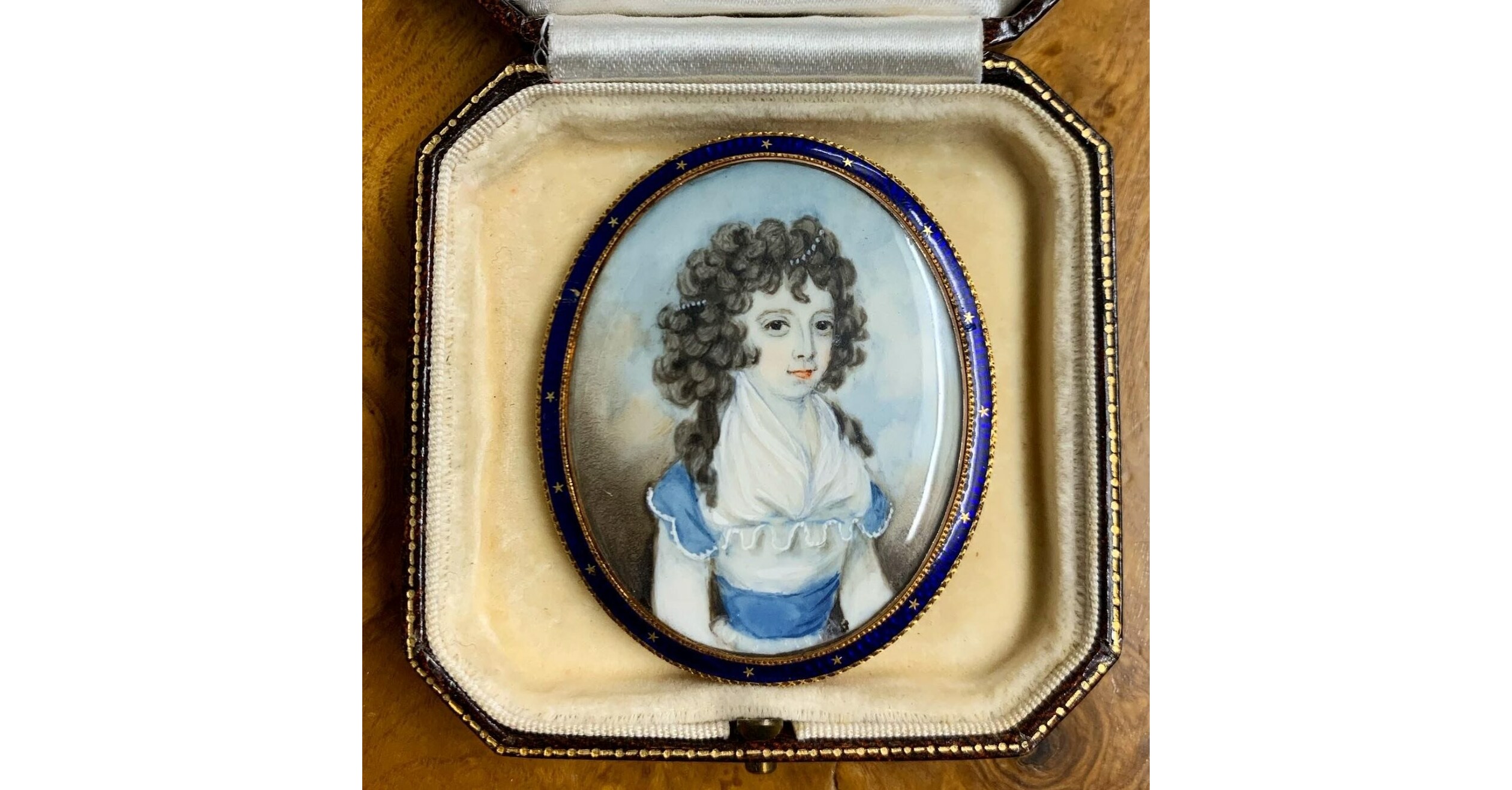 The NYC Spring Jewelry and Object Show is the Ultimate Antique Watch ...