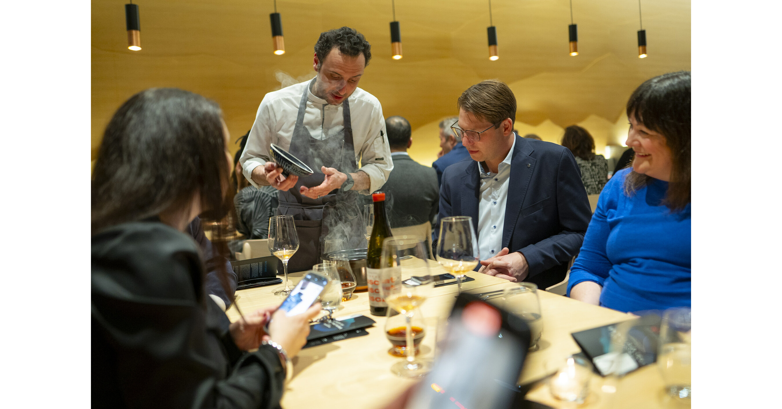 Mercedes-Benz Partners with The MICHELIN Guide to offer A Taste of the ...