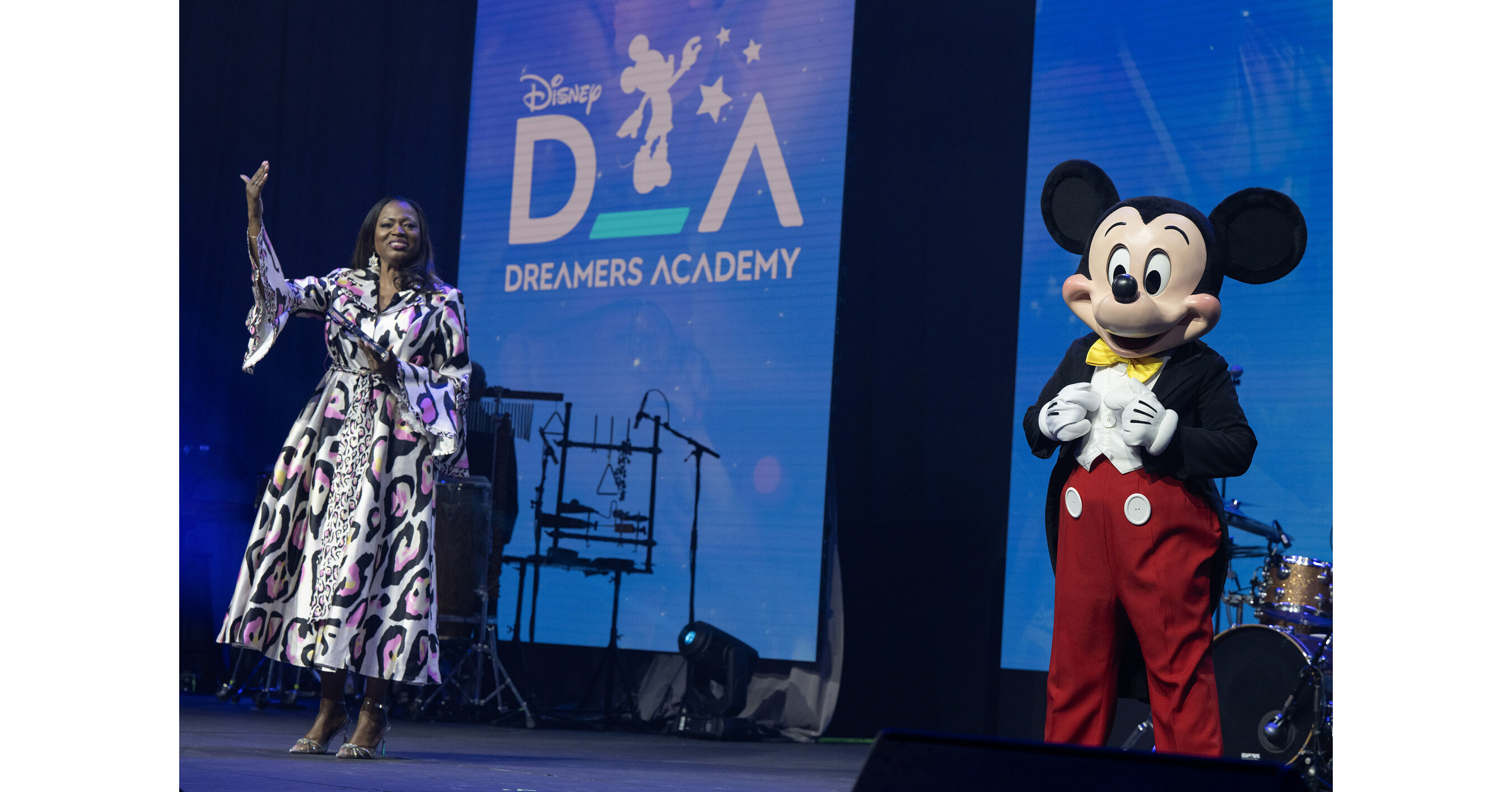 Celebrities Help Deliver Rousing Sendoff to 100 Teens During Disney ...