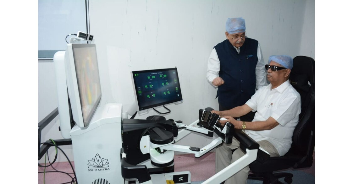 Governor Shri Rajendra Vishwanath Arlekar inaugurated the surgical ...